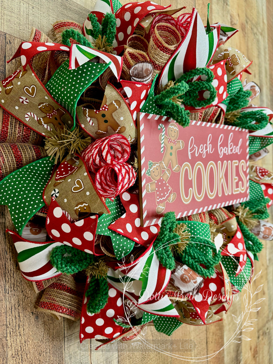 Gingerbread - Fresh Baked Cookies Christmas Wreath – Dottie Beth Designs