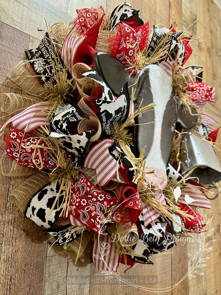 Cow Wreath – Dottie Beth Designs